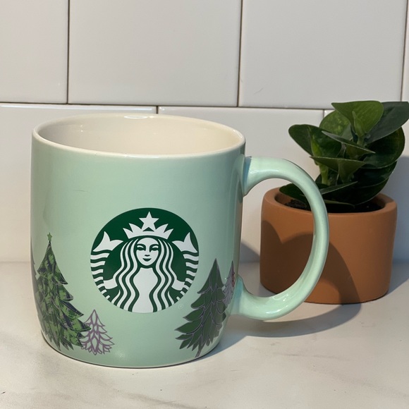Starbucks | Dining | Starbucks Christmas Tree Holiday Coffee Mug 220 8 ...